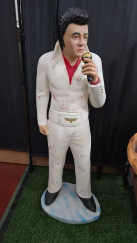 Small Elvis statue with microphone - Wholesale Pots & Planters based in ...